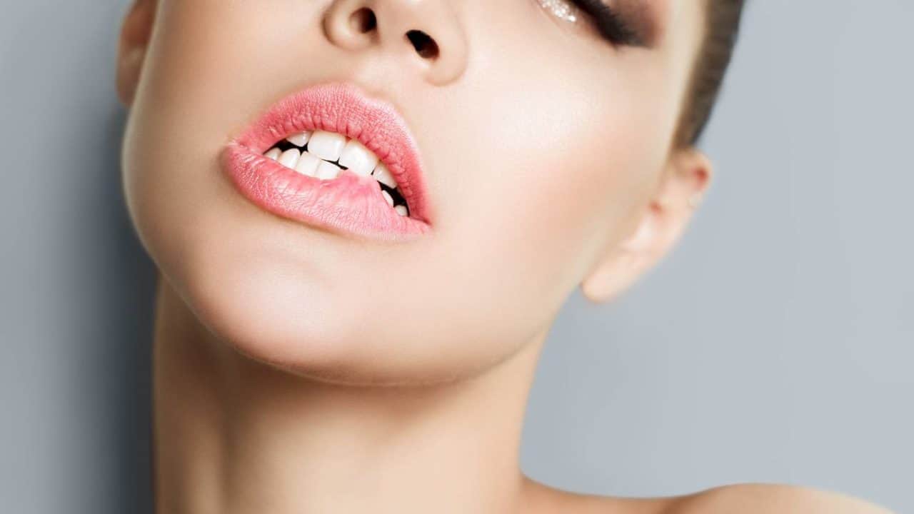 Cosmetic Virgins: Read This BEFORE You Get Your Lips Done - Costhetics