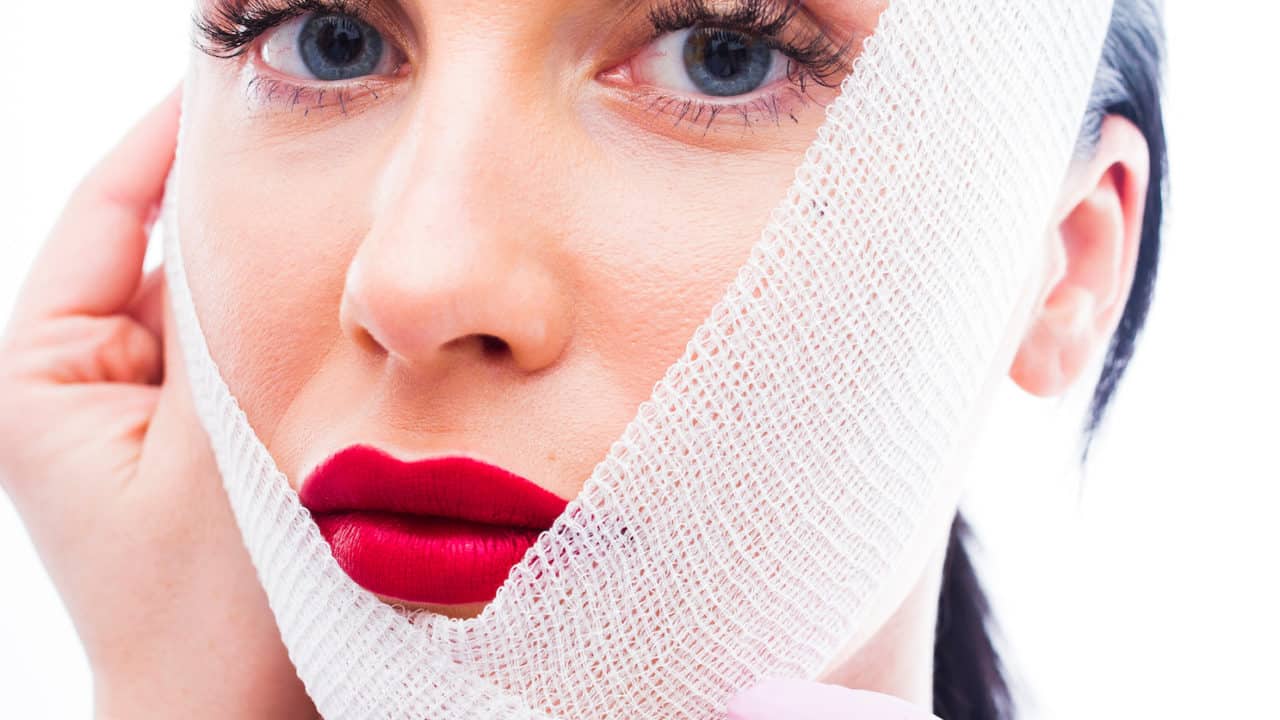 4 Stages of Facelift Recovery - Costhetics